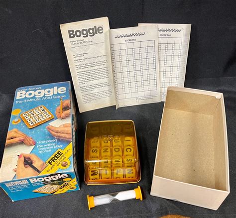 Vintage Game Boggle Dice Game