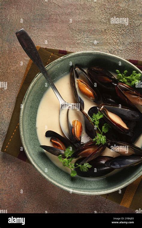 Mussels In Shells In Creamy Garlic Sauce Mussels In Bechamel Sauce