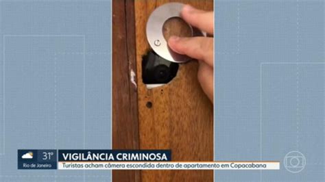 Casal Encontra Câmera Escondida Em Apartamento De Copacabana Contratado