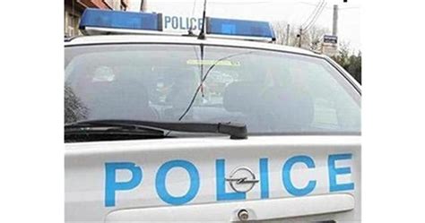 Задържаха мъж и жена набирали момичета за секс чрез обяви във вестник