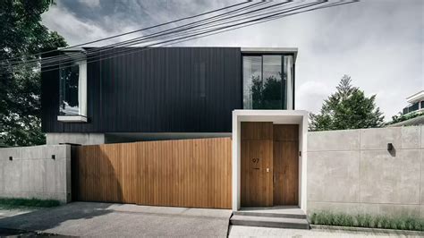 10 แบบสีทารั้วบ้าน ควรเลือกสีประเภทไหน บริษัท กัปตัน โค๊ทติ้ง จำกัด