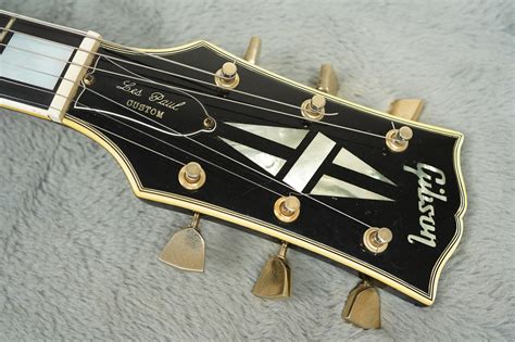 Gibson Les Paul Custom Headstock