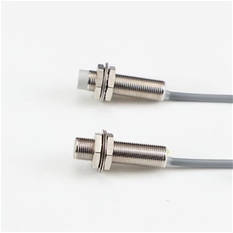 Wire DC M Proximity Sensor Analog Output With Cable Type TrunPoo