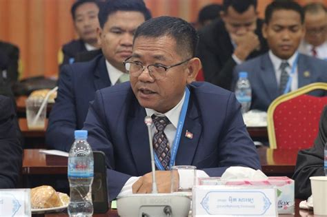 លេ លេខាធិការដ្ឋាន ឧត្តមក្រុមប្រឹក្សាពិគ្រោះ និងផ្តល់យោបល់