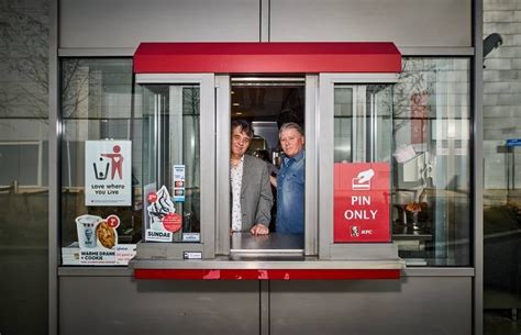 Zo Legden Deze Broers De Basis Voor KFC In Nederland