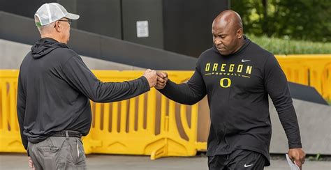 Carlos Locklyn Looking For Leadership And Mentorship From Bucky Irving