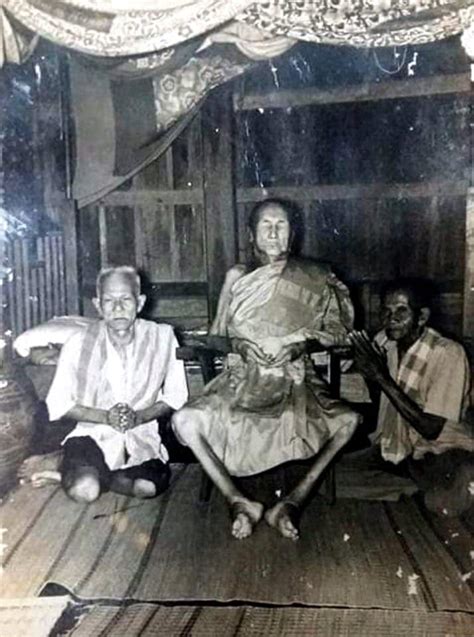 พุทธคุณ เกจิสายเหนียวเมืองสุพรรณ