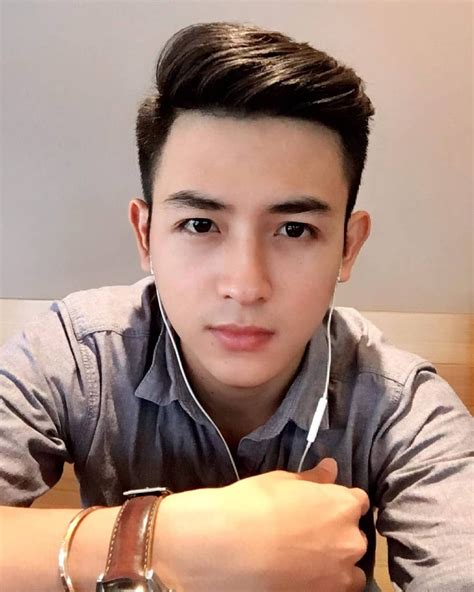 Best Rapunzel Film Gaya Rambut Paling Populer