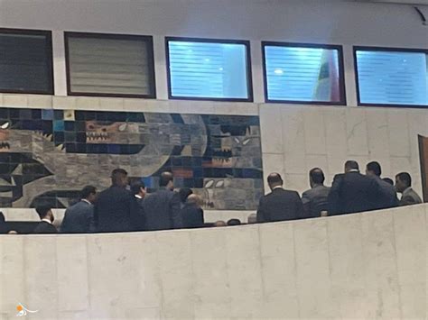 البرلمان يخفق بعقد جلسته جراء خلافات ومشادات على قانون الانتخابات