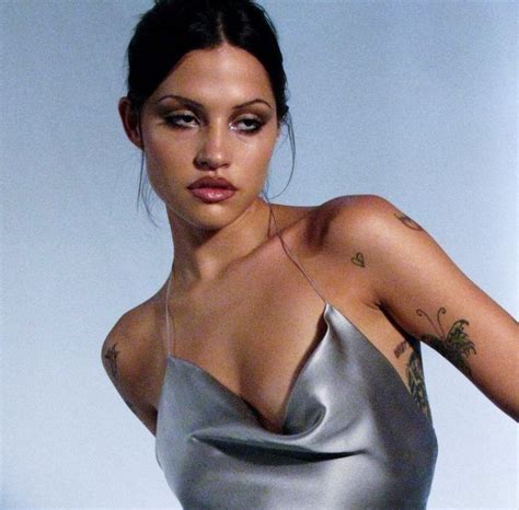 Gabbriette Bechtel Icons Gabriette Bechtel Makeup Gabby Celebs