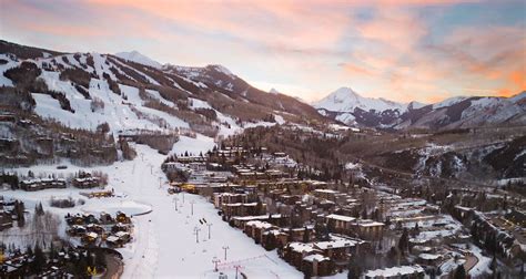 Why Visit Aspen Snowmass Early Season