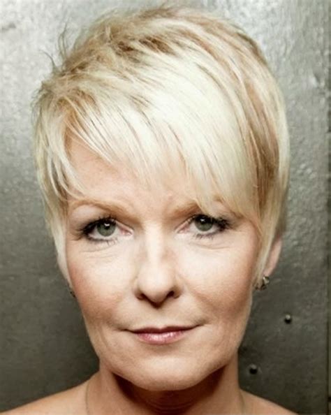 Top Respectable Easy Hairstyles For Women Over Hairstyles For Women