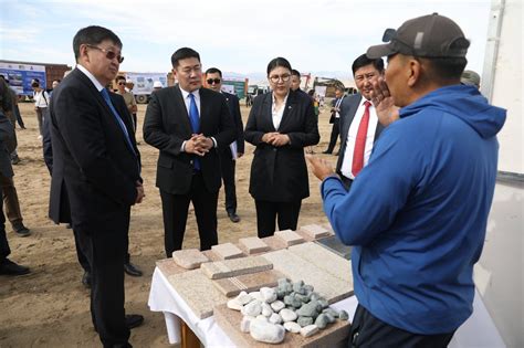 Л Оюун Эрдэнэ МАН УИХ ын сонгуульд нэр дэвшүүлэх жагсаалтын эхний тавд хөгжлийн бэрхшээлтэй
