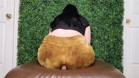 Guess He Doesnt Care Kinkydomkitty Clips4sale