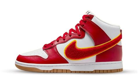 Nike Dunk High Chenille Swoosh Re Dr8805 101