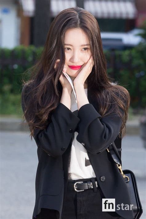 포토 선미 사랑스럽게 꽃받침 헉스