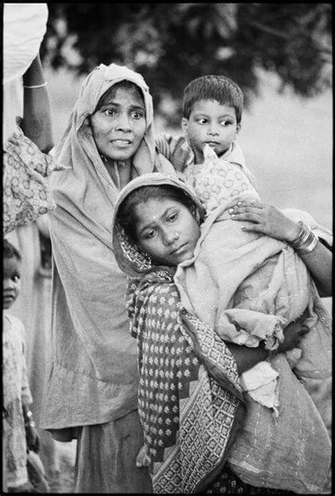 মুক্তিযুদ্ধের বিরল কিছু ছবি বাস্তব নির্মমতা উপলব্ধি করতে পারবেন Bangladesh Liberation War 1971