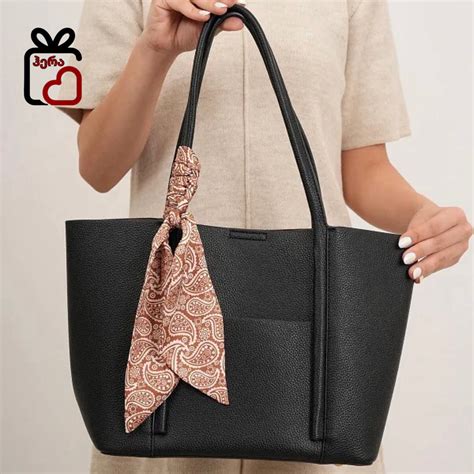 საჩუქრები თურქული ნატურალური ტყავი ფასი 250₾ მოყვება პატარა ჩანთა