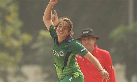 Kenealy Replaces Garth In Ireland Squad