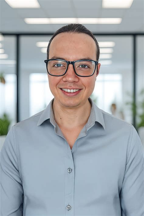 Daniel Mobile Developer Proxify