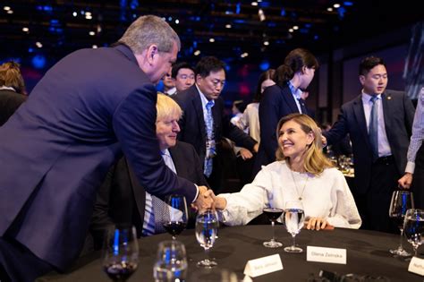 Візит першої леді України до Республіки Корея — Офіційне інтернет