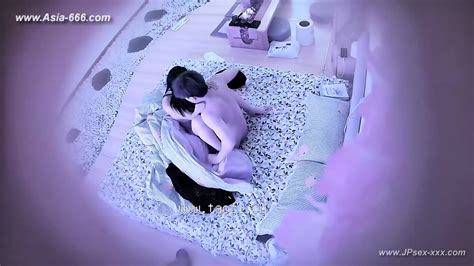 Hackers Use The Camera To Remote Monitoring Of A Lover S Home Life