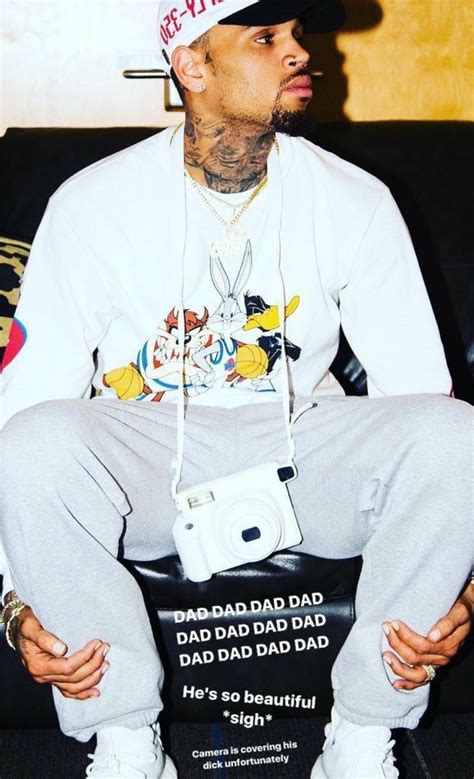 Pin By Mishon On Cuties Chris Brown Pictures Chris Brown Chris Brown Wallpaper