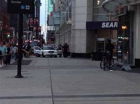 Gallery Shooting At Torontos Eaton Centre Globalnewsca