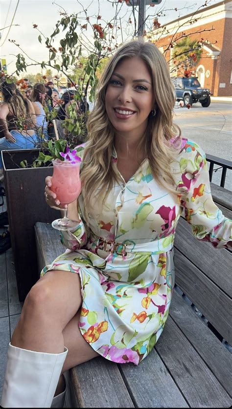 Meaghan Mackey Wesh Orlando R Newswomen Hd