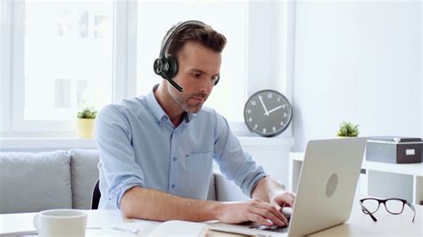 M102 Bluetooth Headphones Photo