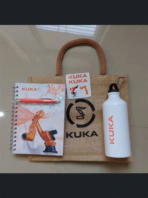 Kukarobotics Continuouslearning Trainingopportunities Magna Value Cosma Maintanence