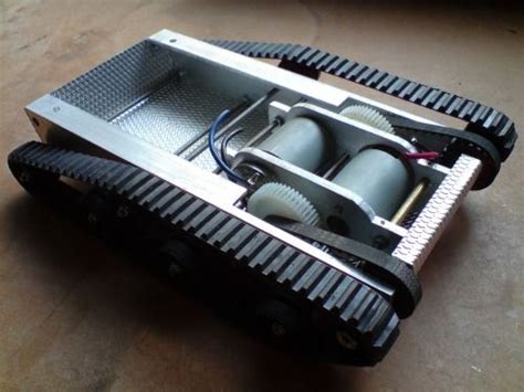 tank treads let s make robots robotshop arduino mobile robot