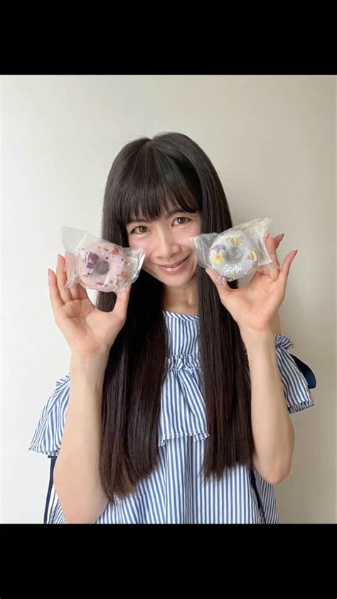 外村美姫さんのインスタグラム動画 外村美姫instagram「フォトジェニック過ぎるとsnsで話題騒然のドーナツをお取り寄せ。東京