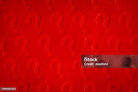 수평 일반 비어있는 빈 거친 질감 밝은 생생한 빨간색 적갈색 컬러 벡터 반이음매없는 배경 또는 벽지 많은 3d 3 차원 귀여운 기울어 진 기울어 진 큰 구두점 기호 물음표