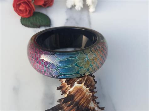 Браслетик з люцита — ціна 180 грн у каталозі Браслети Купити аксесуари за доступною ціною на