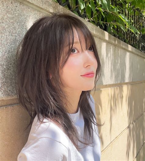 요닝 류영채 • 레이어드컷 레이어드펌 푸딩브라운 Yoningchacha • Instagram Photos And Videos