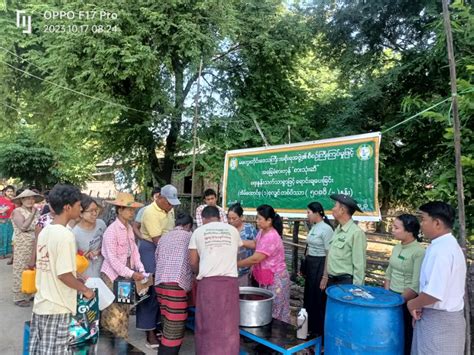 မင်းလှမြို့နယ် မြောက်ရပ်ကွက်တွင် “စားသုံးဆီ” တစ်ပိသာလျှင် ၅၀၀၀ကျပ်ဖြင့် ရောင်းချပေး