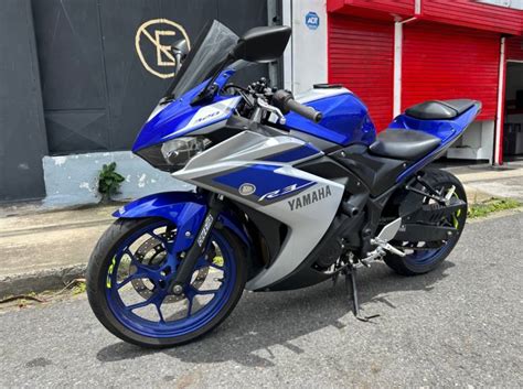 Yamaha R3 2016