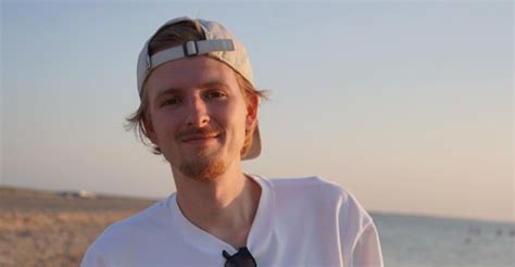 Het Vermogen Van Koen Van Heest één Van De Vijf Youtubers Van De Groep