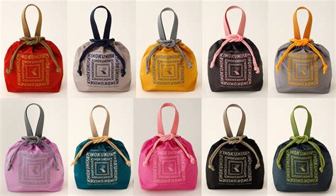 お散歩バッグに、ポーチに！紀ノ国屋から「手提げ巾着バッグ」全10色が新登場 Kufura（クフラ）小学館公式
