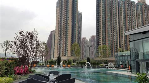 元朗grand Yoho八號風球下錄成交 換樓客想升級站頂物業 遇業主換樓願平賣 一拍即合 高層3房875萬元成交 創屋苑同類新低 地產