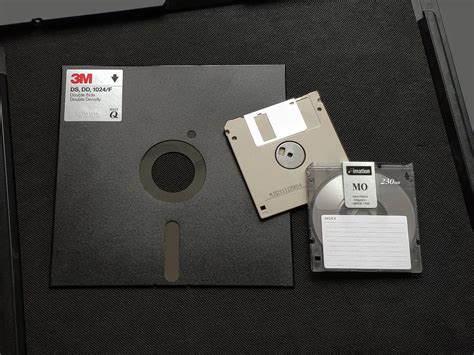 Mo Disk And Floppy Disks By Eric2b01 On Deviantart Mo Disk And Floppy Disks By Eric2b01 On Deviantart