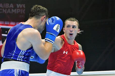 Создать мем "федерация бокса россии, чемпион мира андрей замковой ...