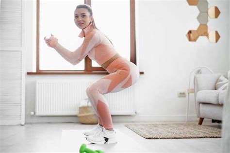 Эффективные упражнения для ягодиц в домашних условиях