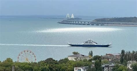 Более 27 9 тыс пассажиров и 16 7 тыс автомобилей перевезли за месяц