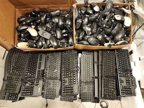 Tastiera Dhe Mausa Te Perdorun Prishtinë