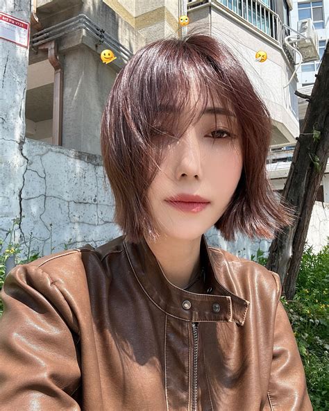 ᴀᴍᴇɴᴇ ʟɪғᴇ • ᴊɪʙʙᴀʙ • ʜᴏᴍᴇᴄᴏᴏᴋ 햇빛도 좋고 바람도 좋고 늘어지네에에 졸리네에에 머리볼때마다 자갈치같네🐙 나는~ 문어~ 꿈을 꾸는 문어