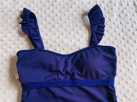 Bench Body X Lovi Poe Swimsuit Women S Fashion Swimwear Bikinis Swimsuits On Carousell