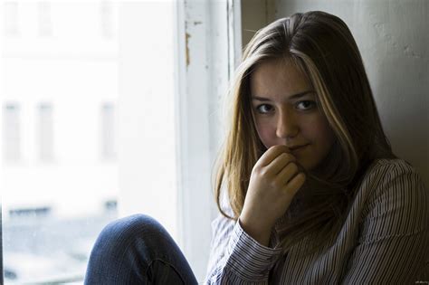 у окна Пикабу