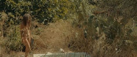 Nude Video Celebs Norah Lehembre Nude Et On Mangera Des Fleurs 2014